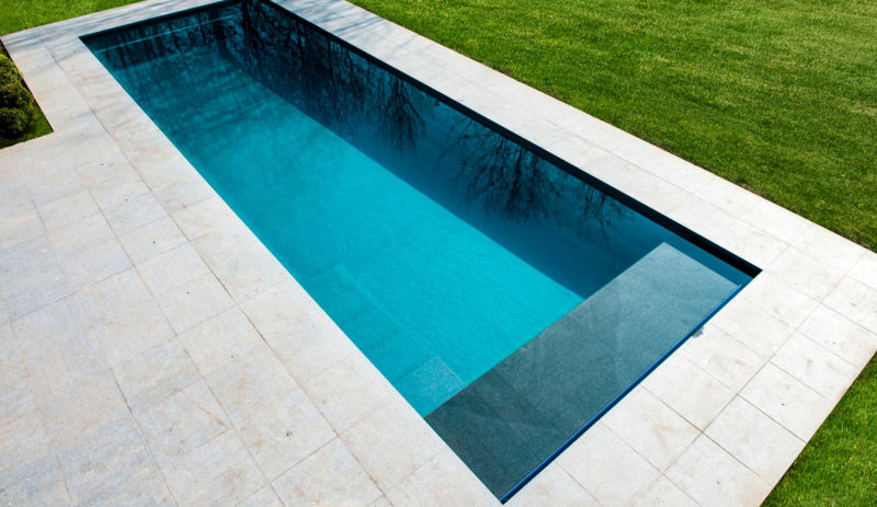The Cube - high water line flat bottom pool - Leisure Pools Canada